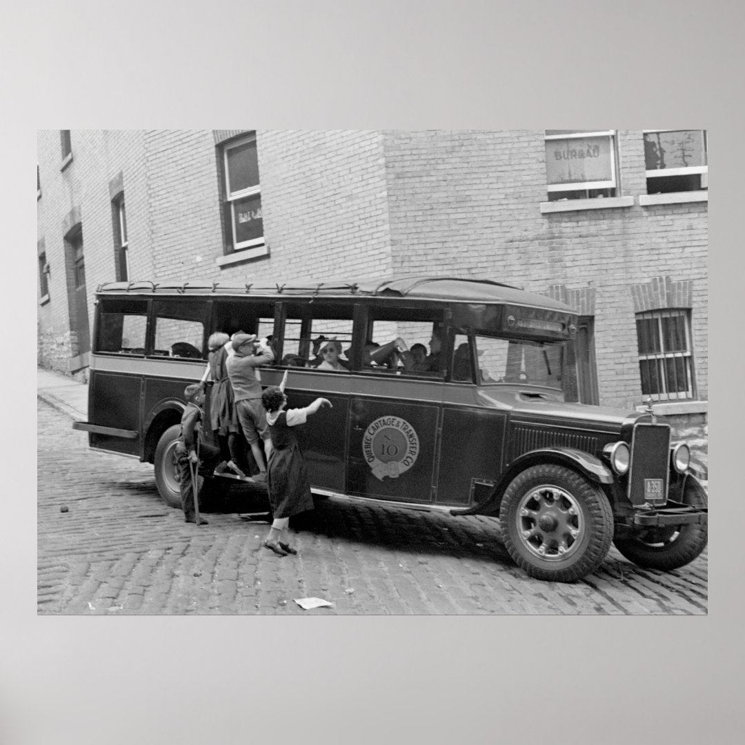 Antique School Bus, 1930s Poster | Zazzle