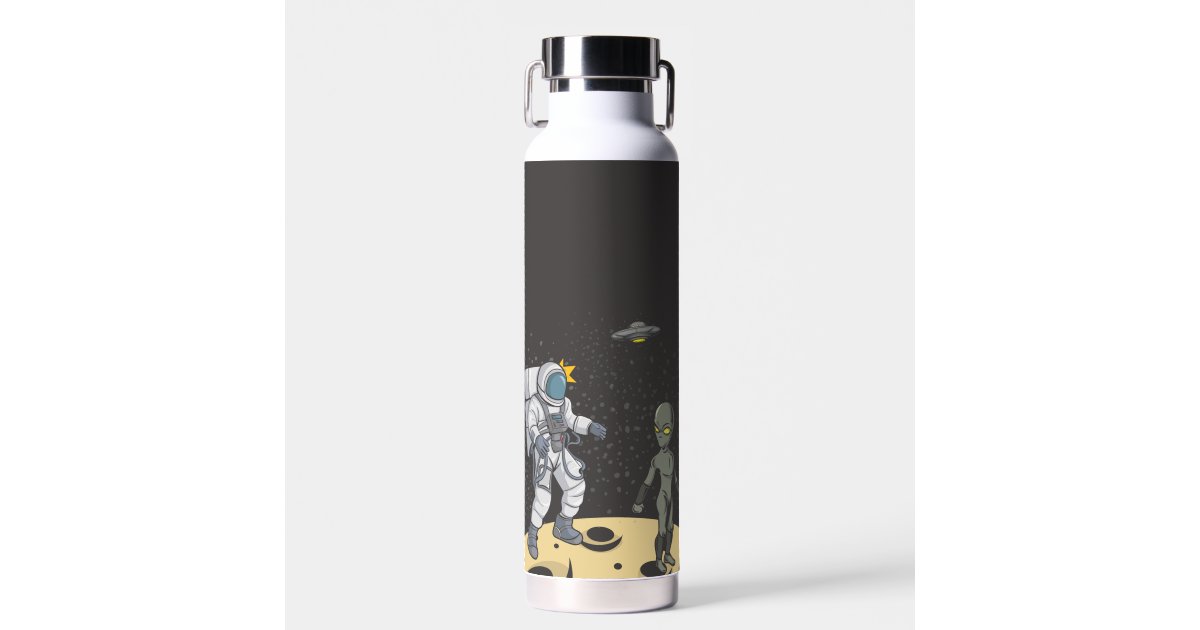 Astronaut and alien water bottle | Zazzle