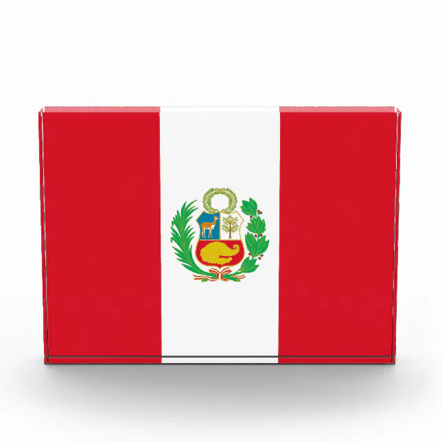 Award with flag of Peru | Zazzle
