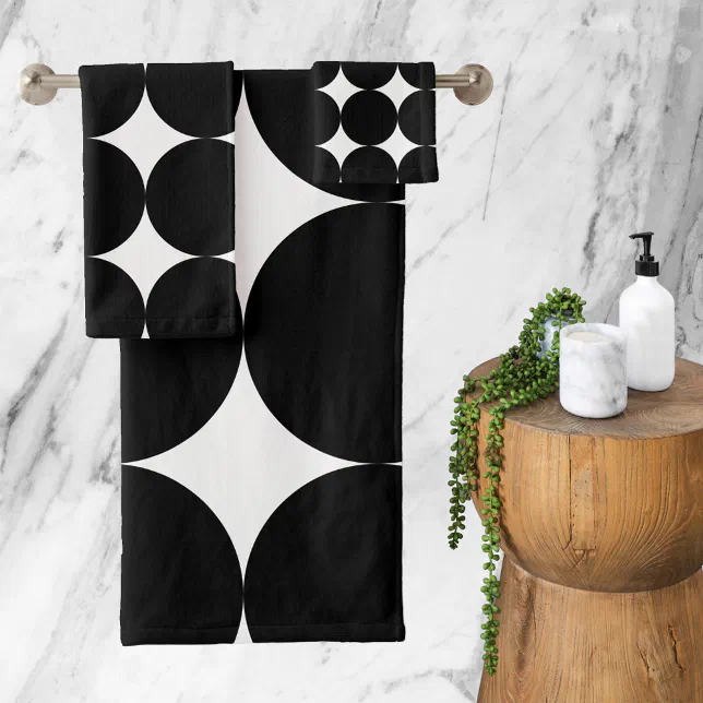 Black White Retro Geometric Circle Pattern Bath Towel Set | Zazzle