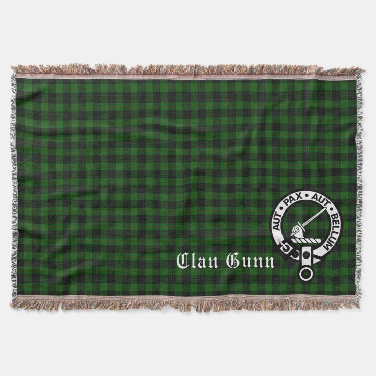 Clan Gunn Crest Badge & Tartan Throw Blanket | Zazzle