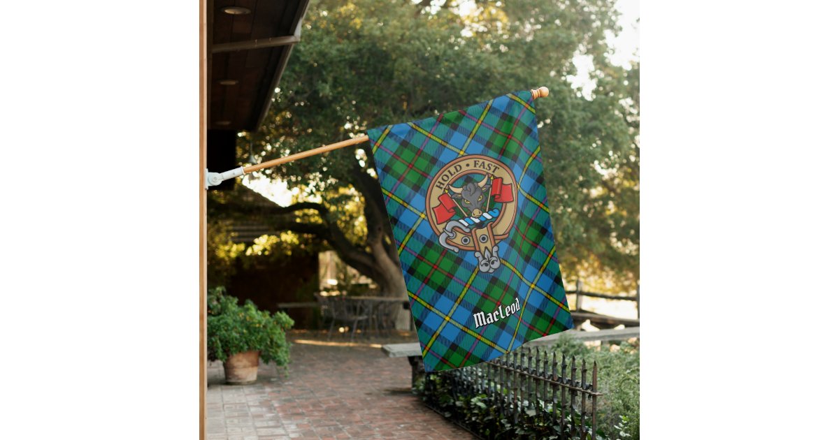 Clan MacLeod Crest House Flag | Zazzle