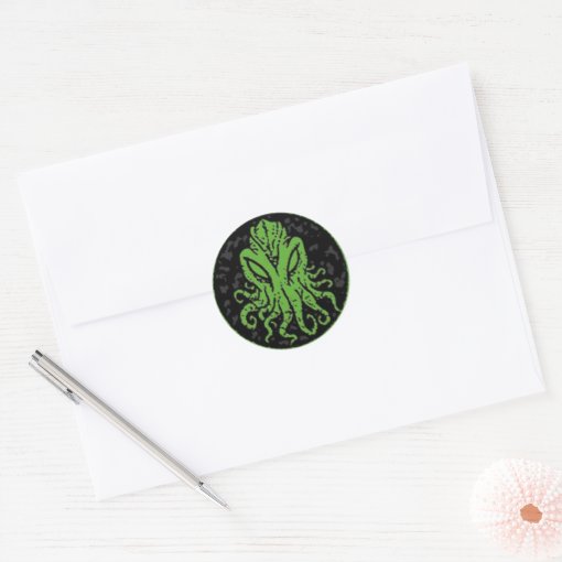 Cthulhu Classic Round Sticker | Zazzle