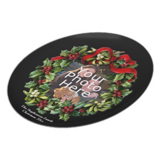Custom Photo Christmas Holiday Wreath Plate | Zazzle