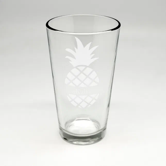 Custom Sand Etched Pint Glass with Pineapple Motif | Zazzle