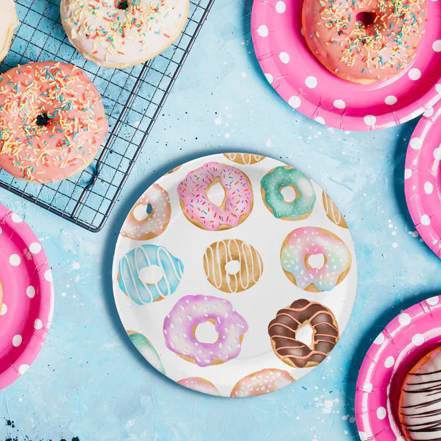 Cute desert sweet donuts illustration pattern paper plates | Zazzle