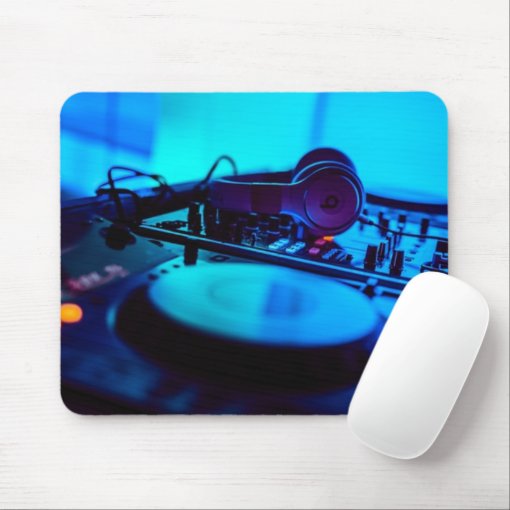 DJ Turntable 2 Mouse Pad | Zazzle