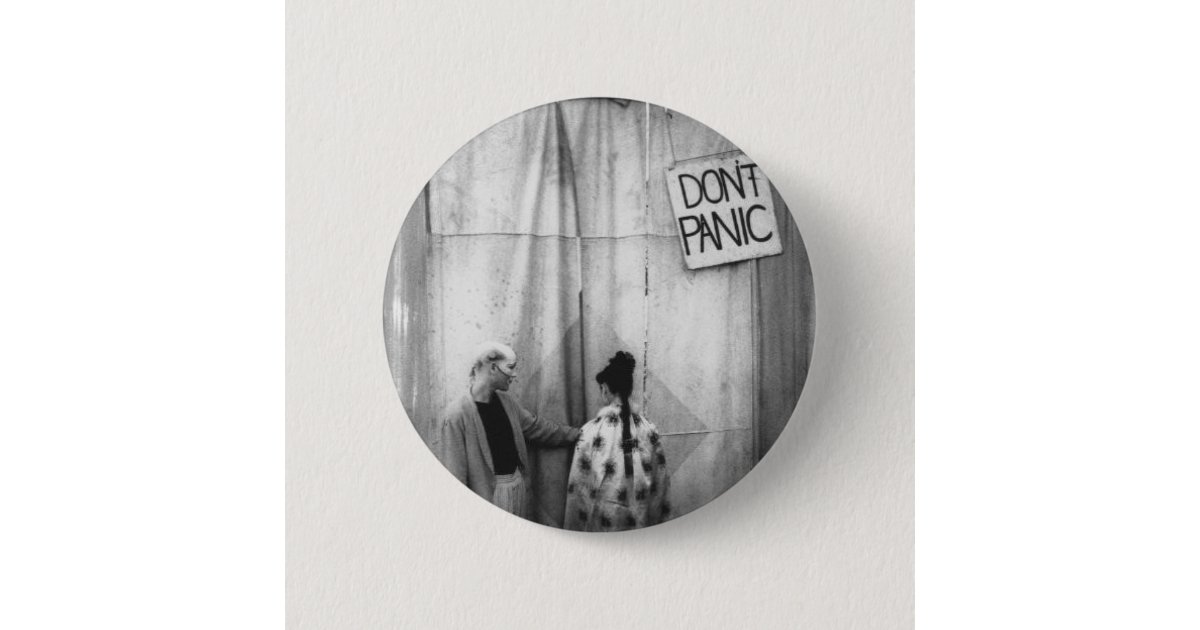 Don't Panic badge Pinback Button | Zazzle