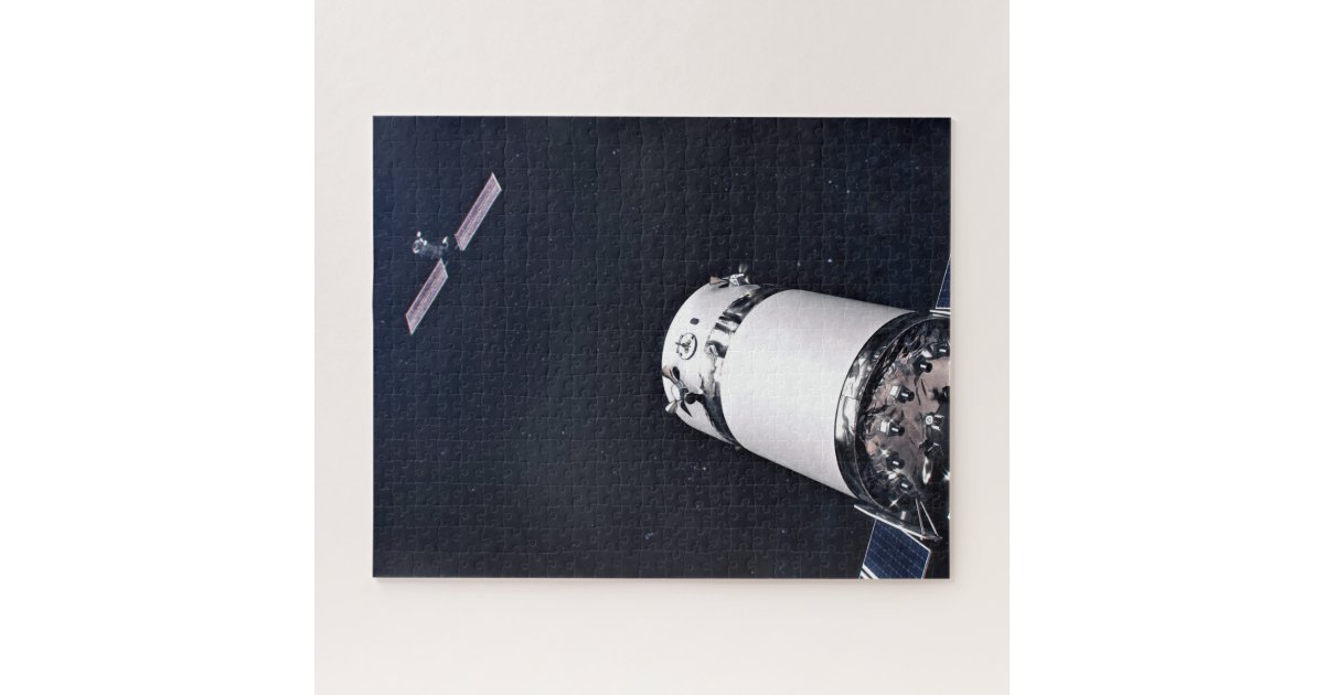 Dragon Xl Spacecraft Approaching A Lunar Gateway. Jigsaw Puzzle | Zazzle