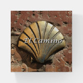 El Camino: gold shell sign, pavement, Leon, Spain Paperweight | Zazzle