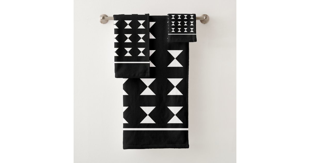 Elegant White Geometric Pattern on Black Bath Towel Set | Zazzle