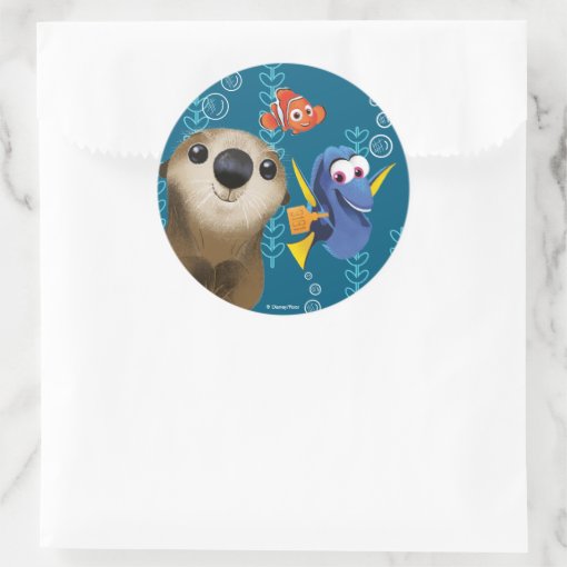 Finding Dory | Nemo, Dory & Otter Classic Round Sticker | Zazzle