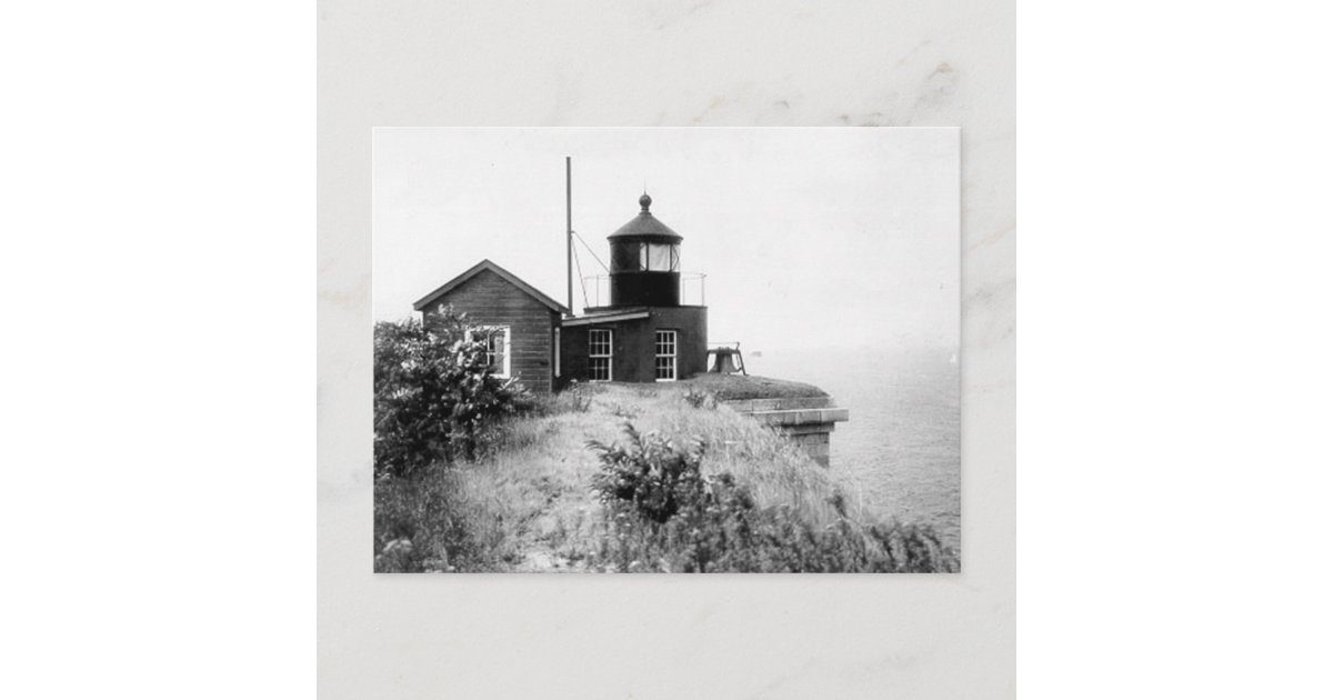 Fort Wadsworth Lighthouse Postcard | Zazzle