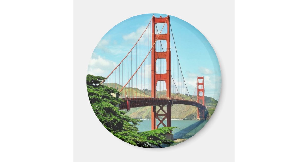 Golden Gate Bridge In San Francisco Magnet | Zazzle