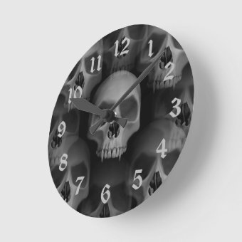 Gothic fanged skull round clock | Zazzle