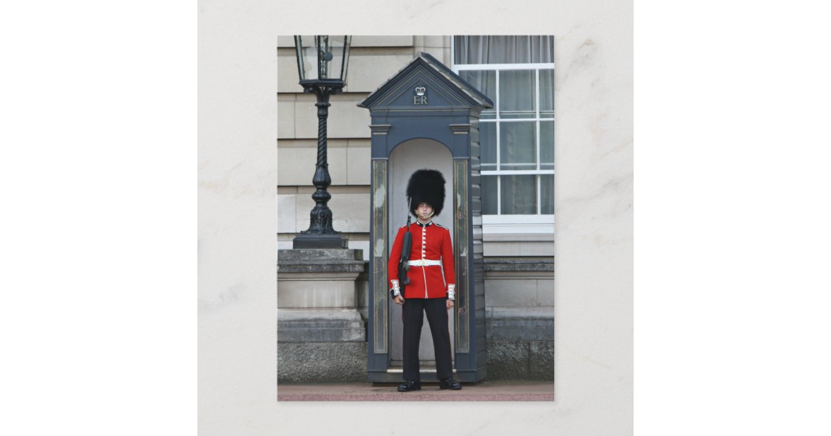 Guardsman, Buckingham Palace Postcard | Zazzle