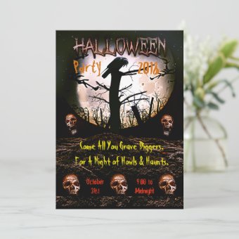 Halloween Skull Screaming Moon Party Invitation | Zazzle