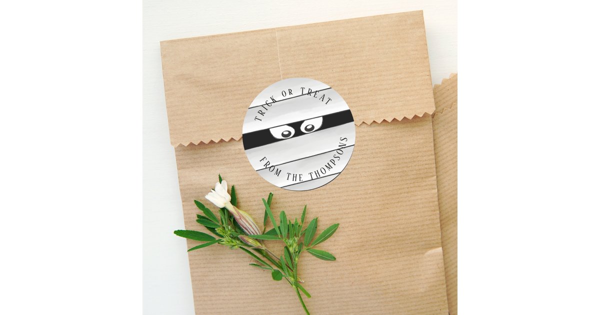 Halloween Spooky Creepy Mummy Trick or Treat Classic Round Sticker | Zazzle
