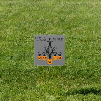 Halloween trick or treat spooky welcome sign | Zazzle