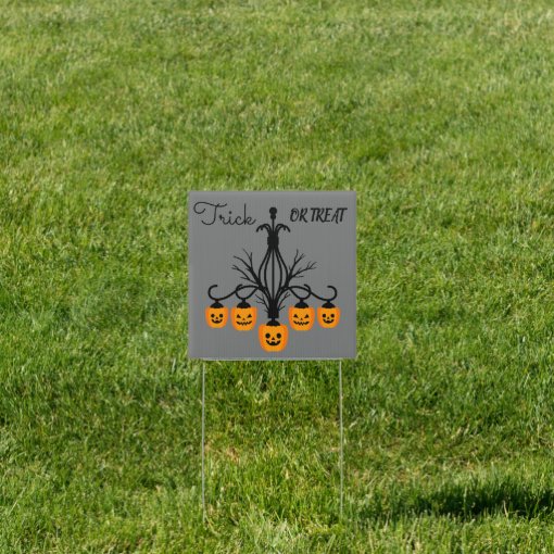 Halloween trick or treat spooky welcome sign | Zazzle