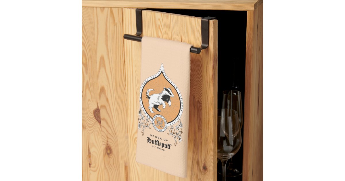 HARRY POTTER™ | Delicate Sketch HUFFLEPUFF™ Crest Kitchen Towel | Zazzle