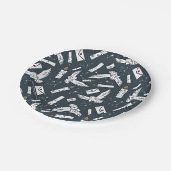 HARRY POTTER™ Hedwig Delivering Letters Pattern Paper Plates | Zazzle
