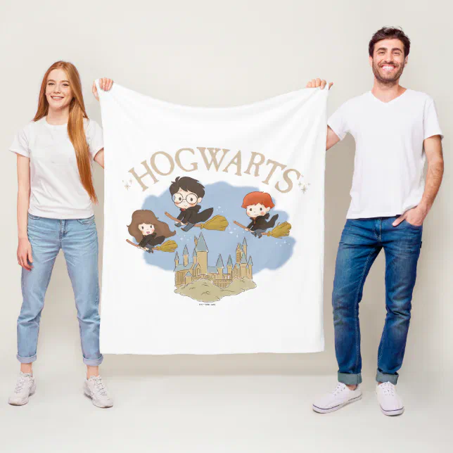 HARRY POTTER™, Hermione, & Ron Fly Over HOGWARTS™ Fleece Blanket | Zazzle