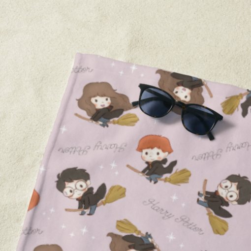 HARRY POTTER™, Hermione, & Ron Flying Pattern Beach Towel | Zazzle