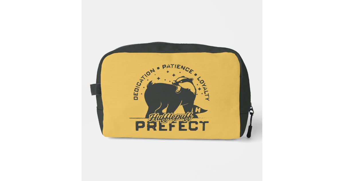 HUFFLEPUFF™ Prefect Badge Dopp Kit | Zazzle