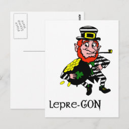 Lepre-con Leprechaun Stealing Pot of Gold Postcard | Zazzle