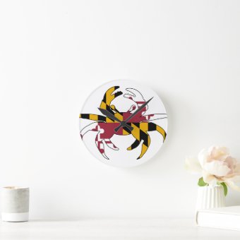 Maryland Flag Crab Round Clock | Zazzle