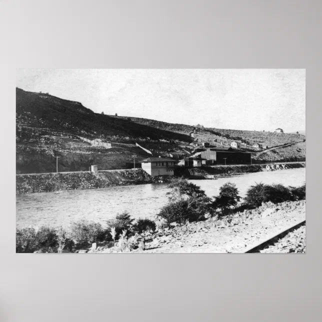 Maupin, Oregon and Deschutes River View Poster | Zazzle