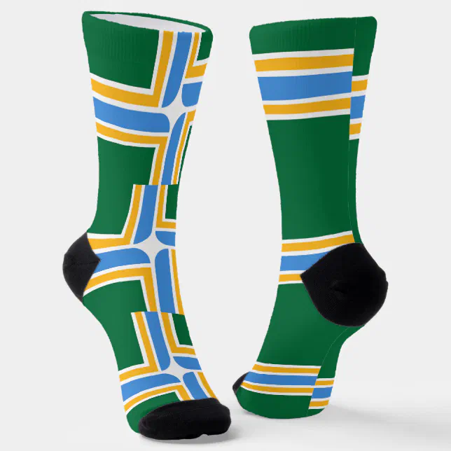 Men crew socks with flag of Portland, Oregon | Zazzle