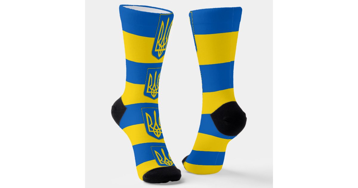 Men crew socks with flag of Ukraine | Zazzle