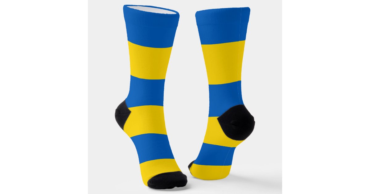 Men crew socks with flag of Ukraine | Zazzle