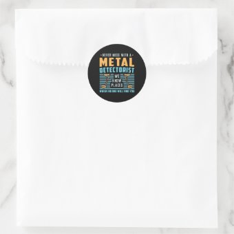 Metal Detecting Detectorist Detector Gift Idea Classic Round Sticker ...