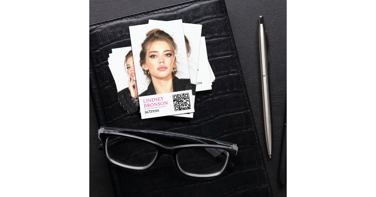 Minimal Modern Actress's Signature Headshot Business Card | Zazzle