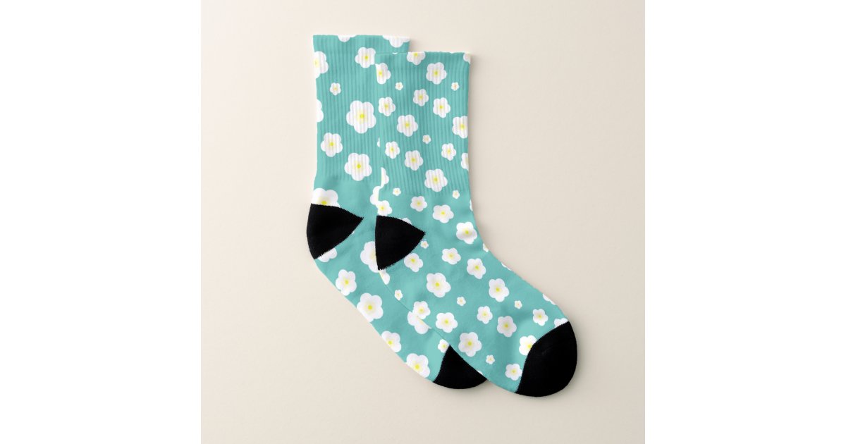 Modern Simple Spring Daisy flowers gradient Socks | Zazzle