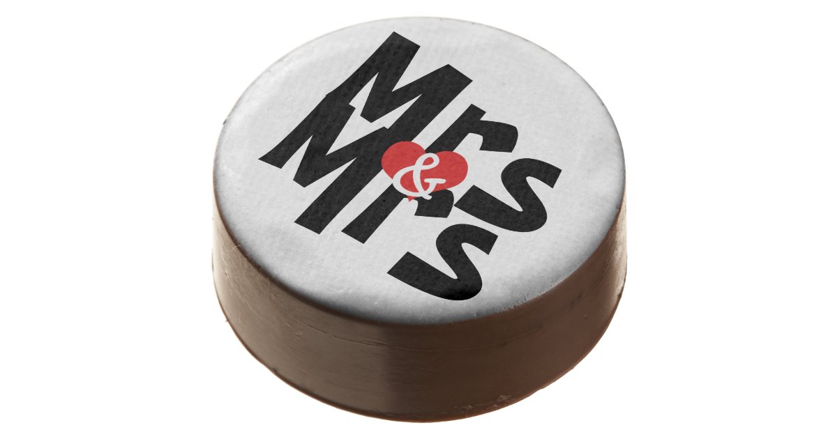 Modern Wedding Mrs and Mrs With Heart Design Chocolate Covered Oreo ...