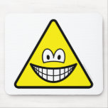 Triangle smile Shape : Smilies @ emofaces.com