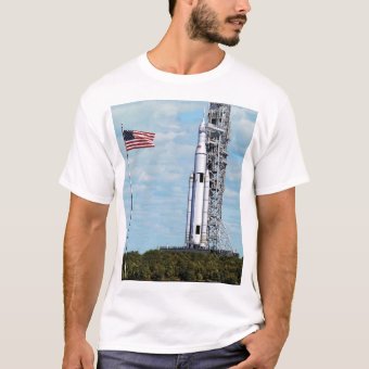 NASA SLS Space Launch System Rocket Launchpad T-Shirt | Zazzle