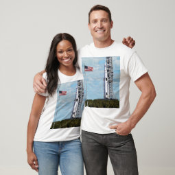 NASA SLS Space Launch System Rocket Launchpad T-Shirt | Zazzle