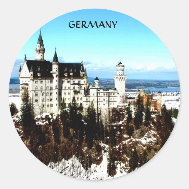 NEUSCHWANSTEIN CASTLE, GERMANY CLASSIC ROUND STICKER | Zazzle