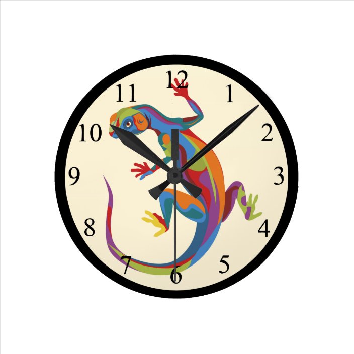 Painted Lizard Round Clock | Zazzle.com