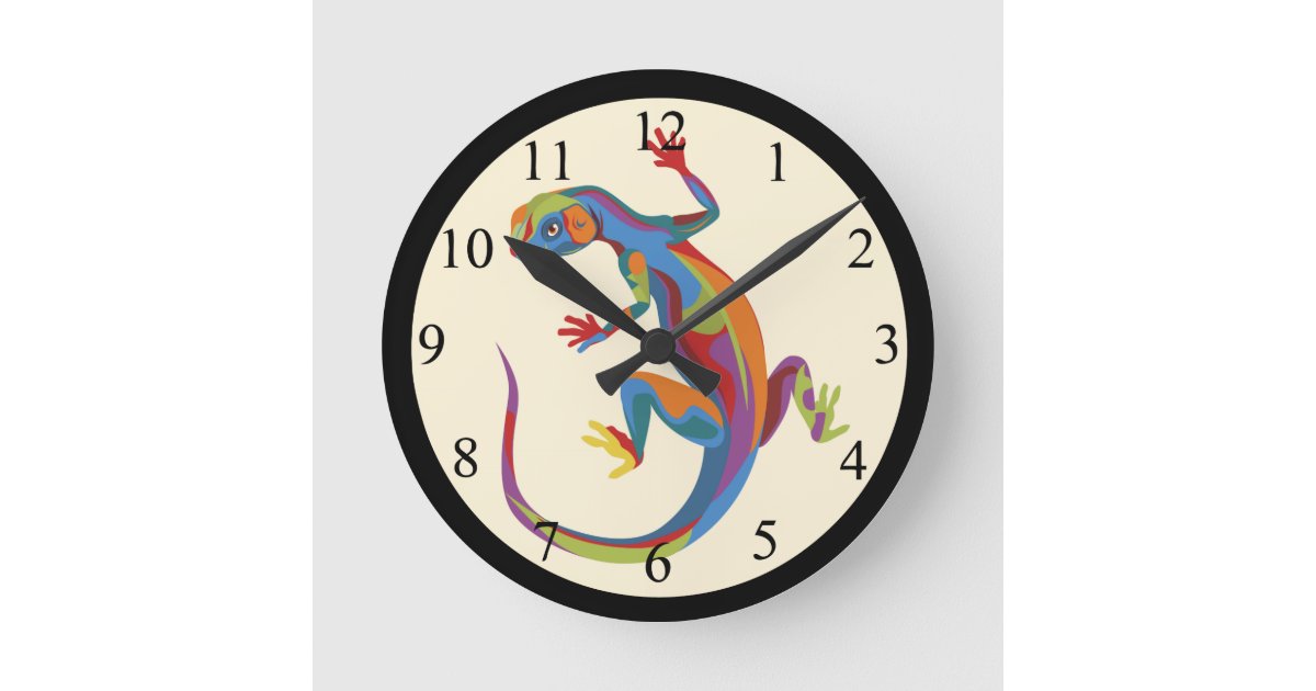 Painted Lizard Round Clock | Zazzle
