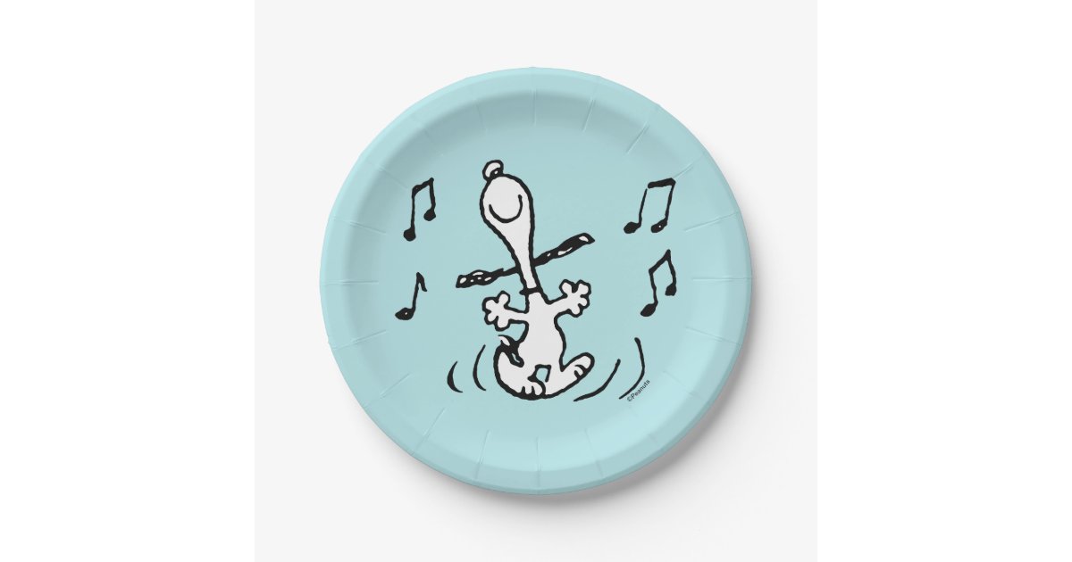 Peanuts | Snoopy Dancing Paper Plates | Zazzle