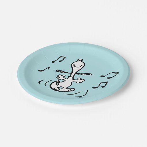 Peanuts | Snoopy Dancing Paper Plates | Zazzle