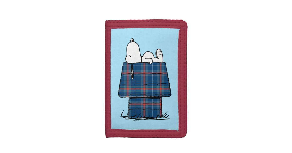 Peanuts | Snoopy Plaid Flannel Holiday Dog House Trifold Wallet | Zazzle