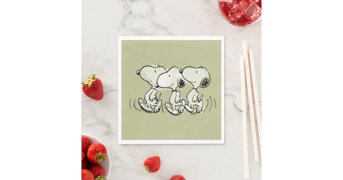 Peanuts | Snoopy Walking Tall Napkins | Zazzle