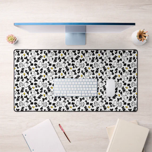 Peanuts | Snoopy & Woodstock Shadow Pattern Desk Mat | Zazzle